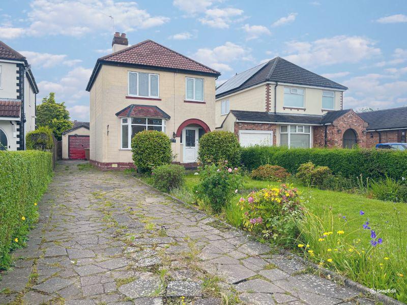 Water Street, Burntwood, WS7 1AW 3 bed detached house - £270,000