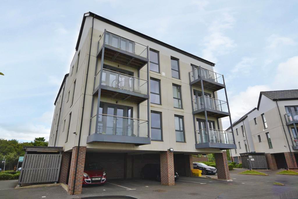 Oakgrove, Milton Keynes MK10 1 bed apartment - £1,095 pcm (£253 pw)