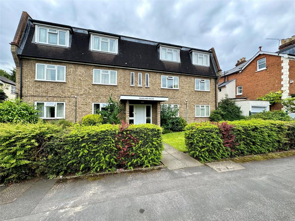 Norfolk Road, Maidenhead, Berkshire, SL6 2 bed maisonette for sale - £ ...