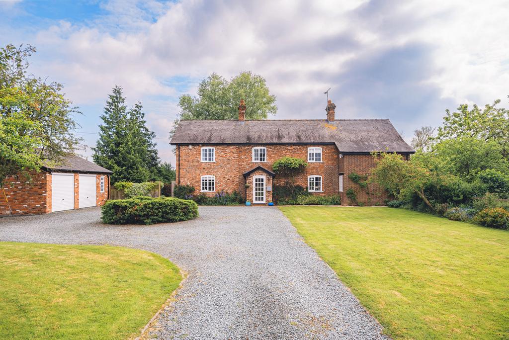 Wrexham LL13 5 bed detached house for sale - £850,000