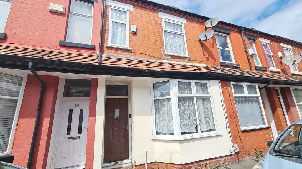 Crondall Street, Moss Side 2 bed terraced house - £165,000