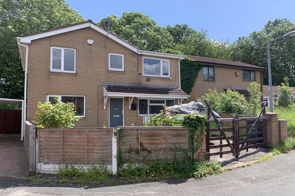 Runcorn WA7 4 bed detached house - £235,000