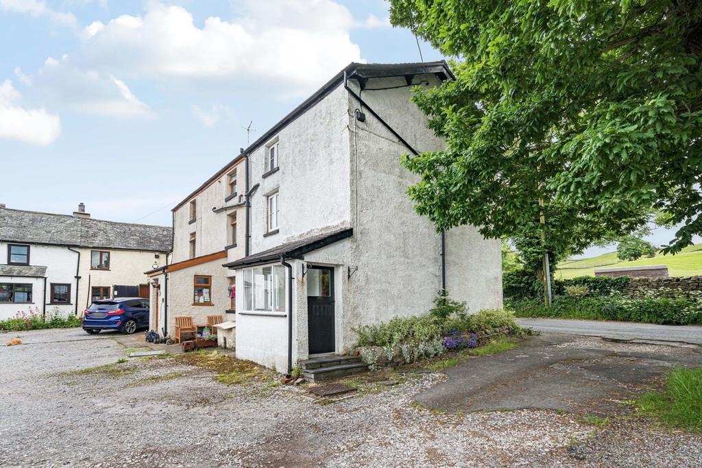 9 Gatebeck Cottages, Gatebeck, LA8 0HR 3 bed cottage - £115,000