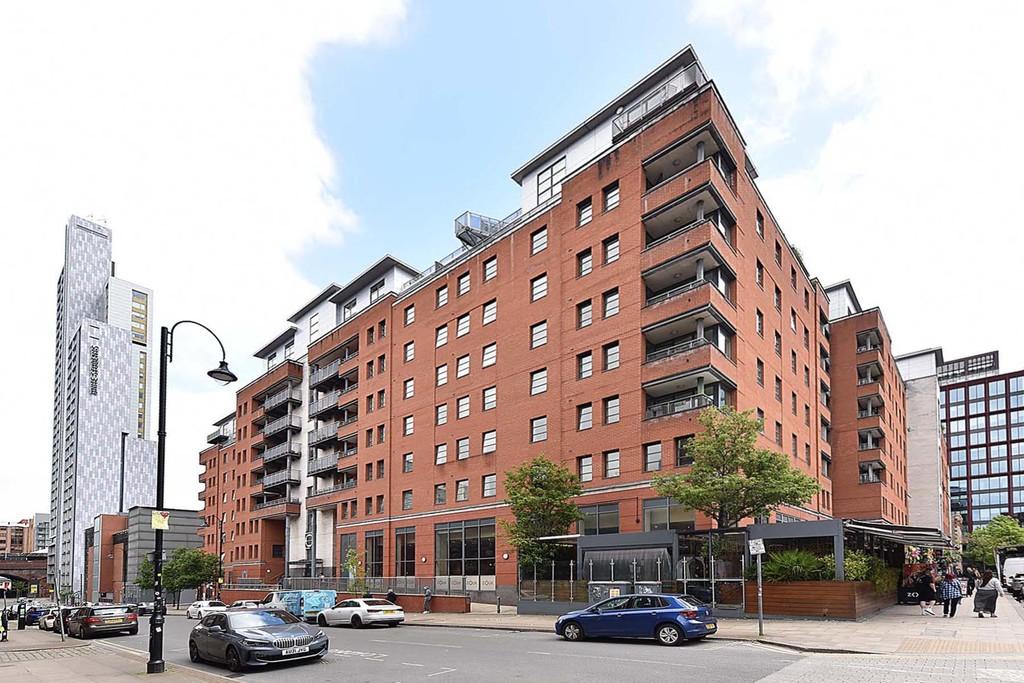 Lower Ormond Street, Manchester 2 bed apartment - £1,395 pcm (£322 pw)
