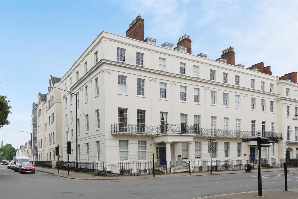 George House, 1, Parade, Leamington 2 bed apartment - £415,000