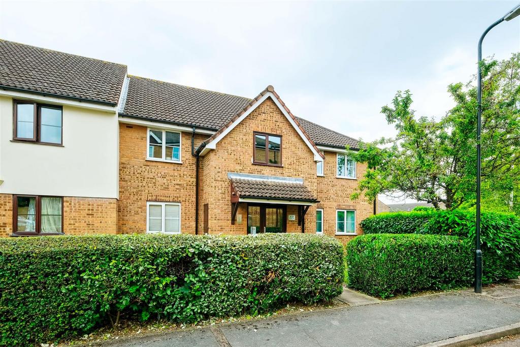 Thurlow Close, Higham Station Avenue... 2 bed flat to rent - £1,600 pcm ...