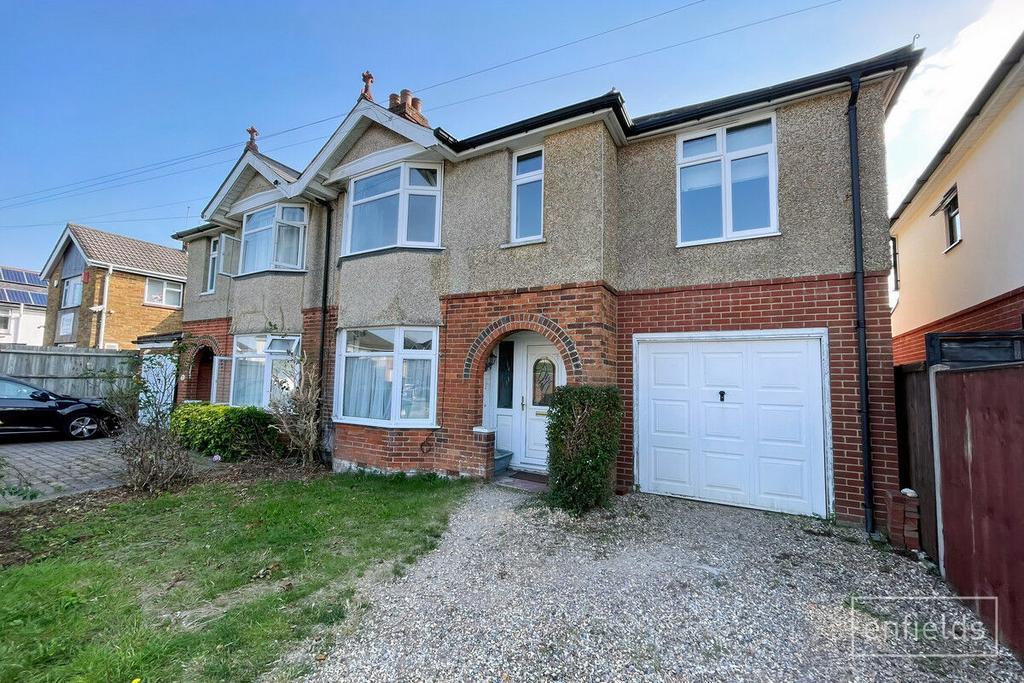 Southampton SO16 4 bed semi-detached house - £360,000
