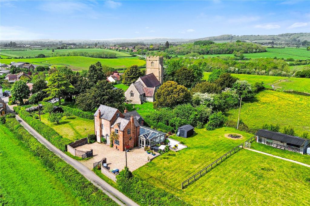 Church Lane, Prior's Norton... 4 bed detached house for sale - £995,000