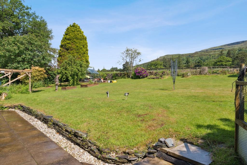 Menzies Drive, Fintry, Stirlingshire... 4 bed detached house for sale ...