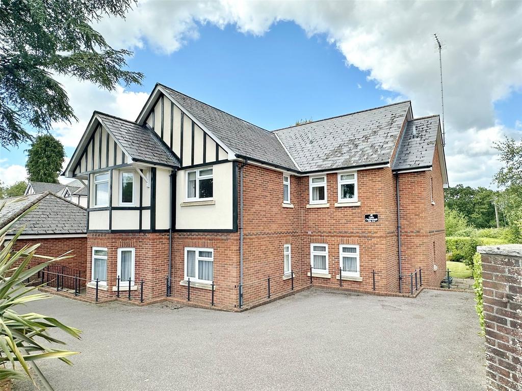 Dewlands Way, Verwood, Dorset, BH31 2 bed apartment for sale - £250,000