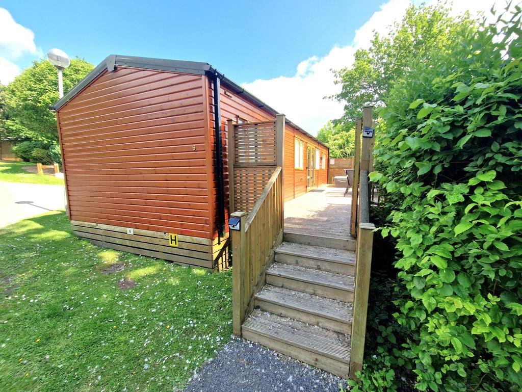 Finlake Resort & Spa, Newton Abbot TQ13 3 bed lodge for sale - £80,000