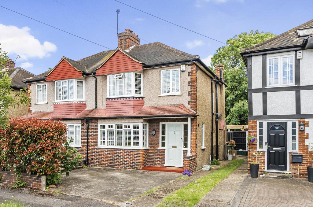 Hackbridge Park Gardens, Carshalton 3 bed semi-detached house for sale ...