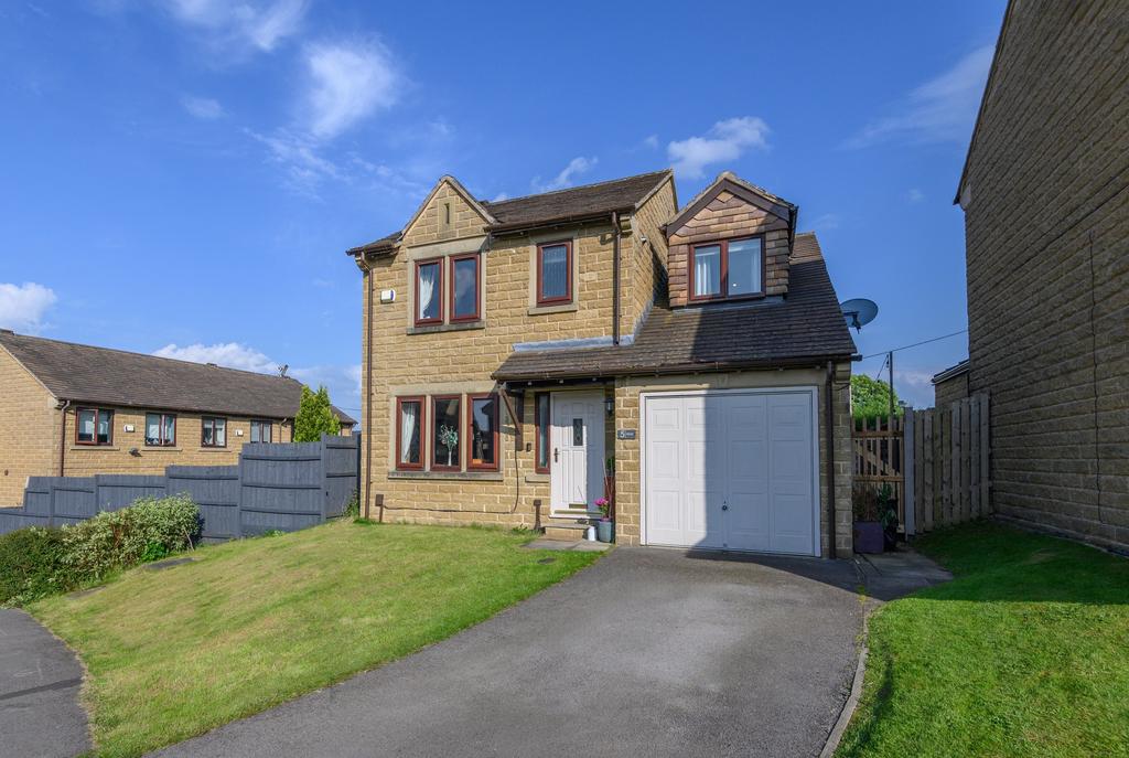 Mirfield WF14 3 bed detached house - £320,000
