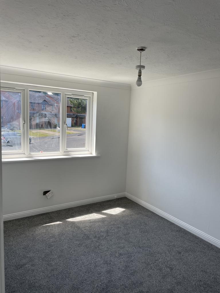 Tollard Close, Poole BH12 2 bed cluster house - £240,000