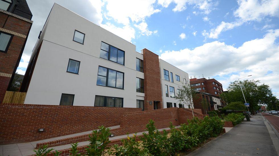 Sovereign Court, Kings Road 2 bed apartment - £1,400 pcm (£323 pw)