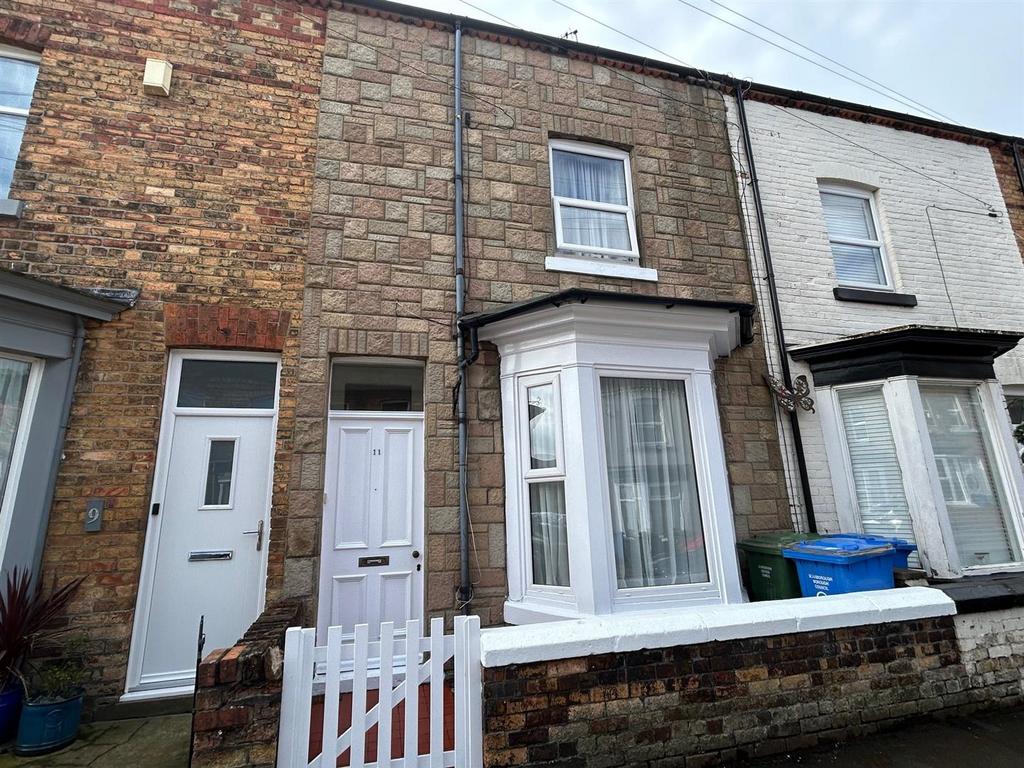 Spring Bank, Scarborough 3 bed terraced house - £130,000