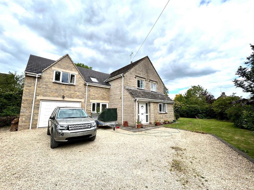 Chapel Lane, Minety 5 bed detached house - £2,150 pcm (£496 pw)