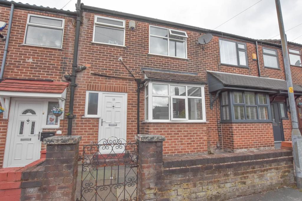 Springfield Road, Springfield, Wigan... 2 bed terraced house - £125,000