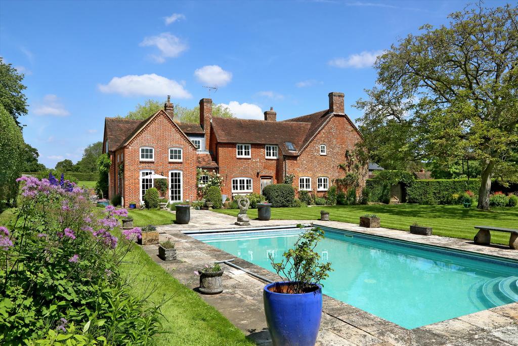 Cufaude Lane, Bramley, Basingstoke... 5 bed farm house - £2,250,000