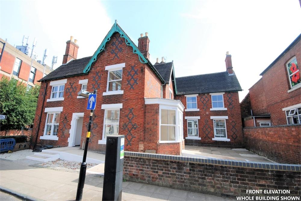 Albert Street, Warwickshire, Rugby, CV21 Studio - £585 pcm (£135 pw)