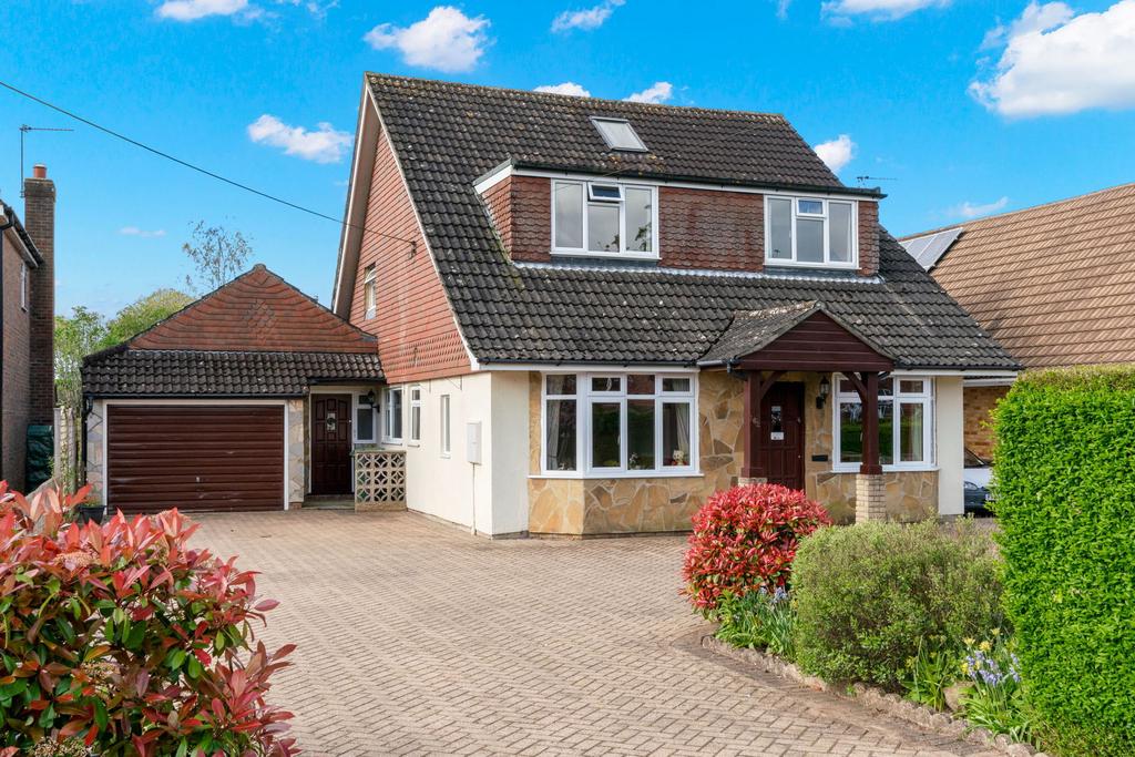 Pack Lane, Kempshott 4 bed detached house - £850,000