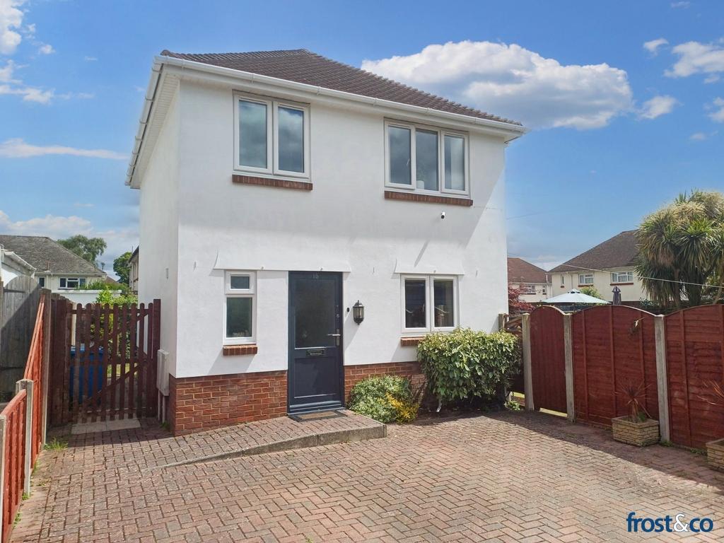 Hobbs Road, Parkstone, Poole, Dorset... 3 bed detached house - £365,000
