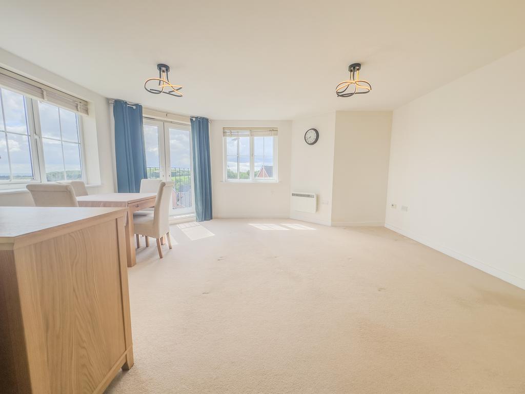 Oak Drive, Middleton, Leeds, LS10 4GQ 2 bed apartment - £900 pcm (£208 pw)