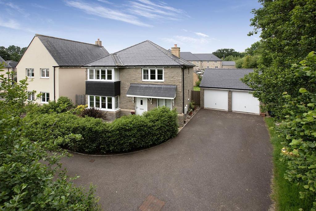 Centenary Way, Bovey Tracey, TQ13 4 bed detached house - £540,000