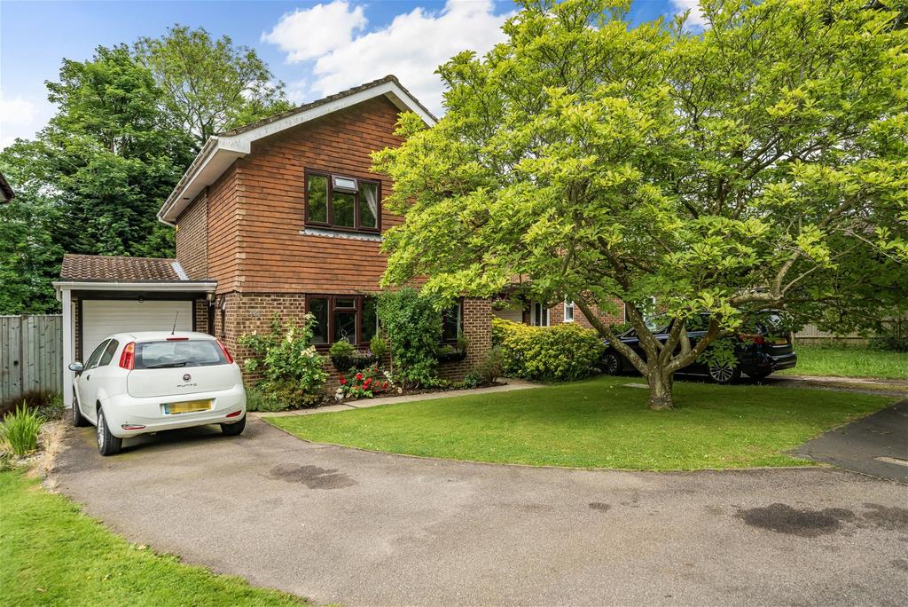Tristan Gardens, Rusthall, Tunbridge... 4 bed detached house for sale ...