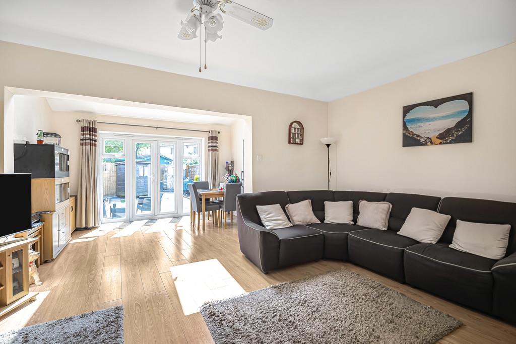Goodwin Gardens, Croydon 4 bed terraced house - £470,000