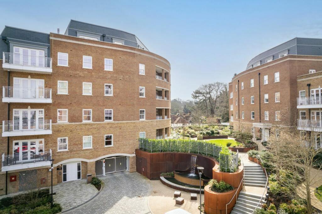 Eden Place, Oxted RH8 1 bed apartment - £1,500 pcm (£346 pw)