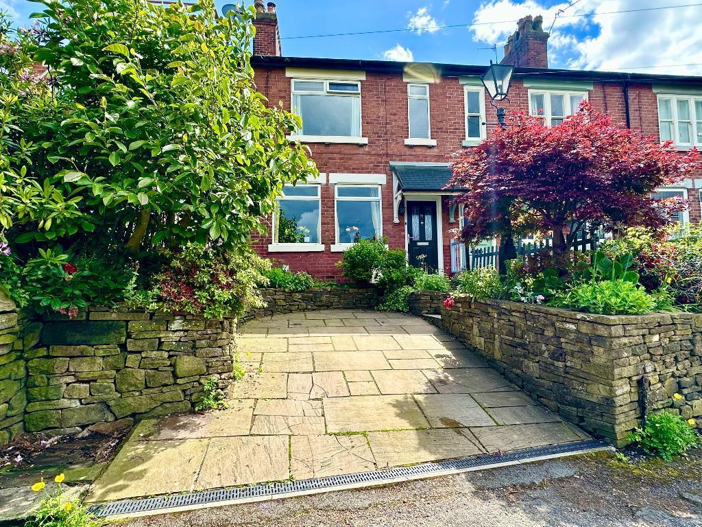 Disley, Stockport SK12 4 bed terraced house - £360,000
