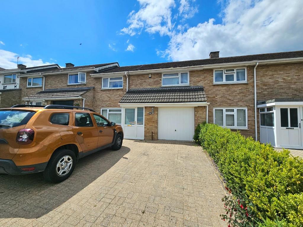 Springfields, Dursley, GL11 6PL 3 bed terraced house - £289,950