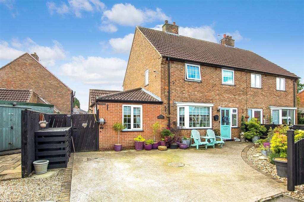 The Fairway, Northallerton 3 bed semi-detached house - £248,000