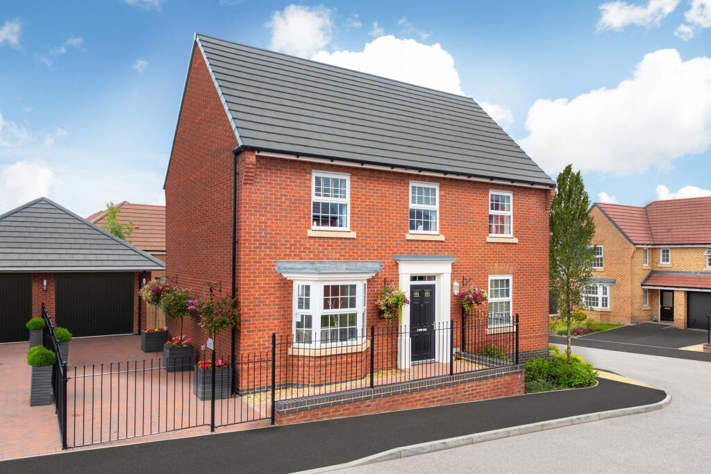 Pye Green Road, Hednesford, Cannock WS12 4 bed detached house - £485,000