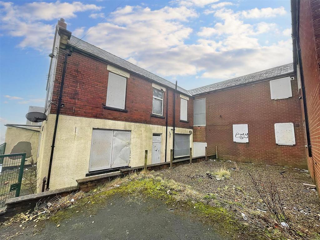 Sabin Terrace, Stanley DH9 18 bed detached house - £100,000