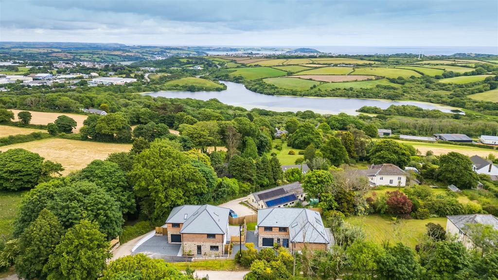 Mabe Burnthouse 5 bed detached house - £850,000