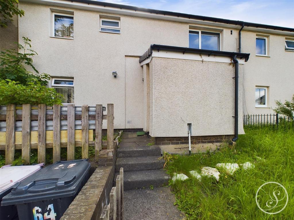 Carlton View, Leeds 3 bed terraced house - £185,000