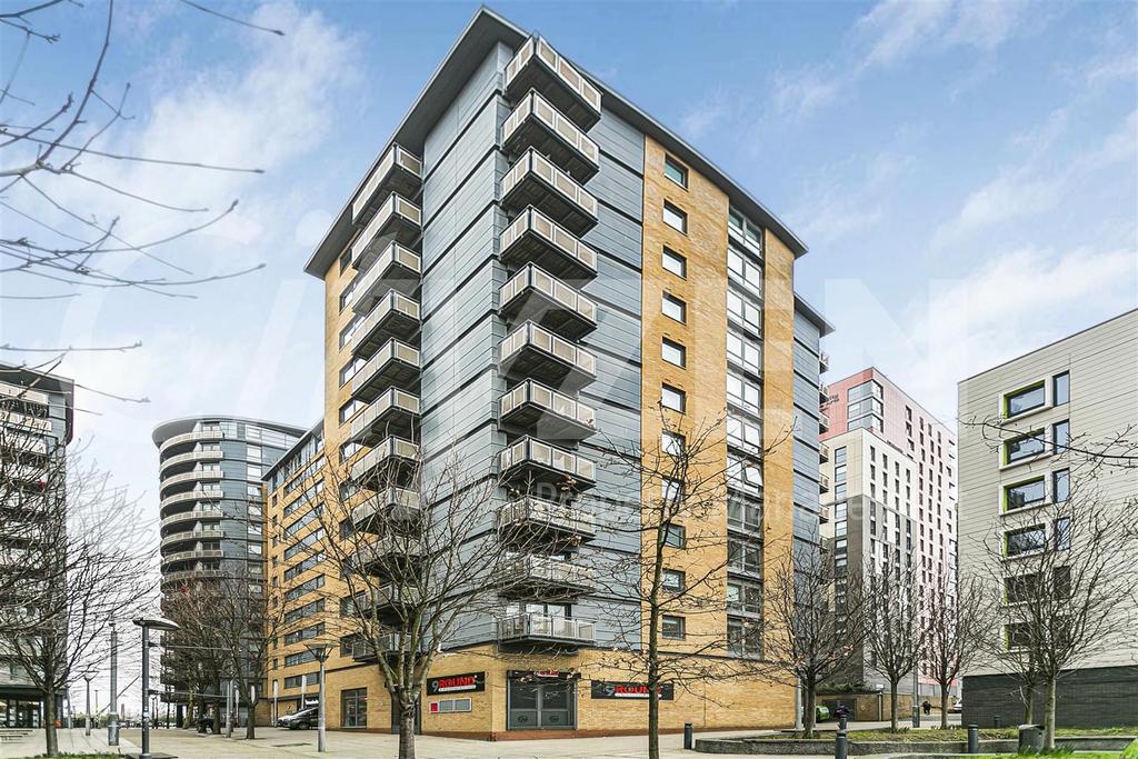 Victoria Road, London W3 Studio - £260,000