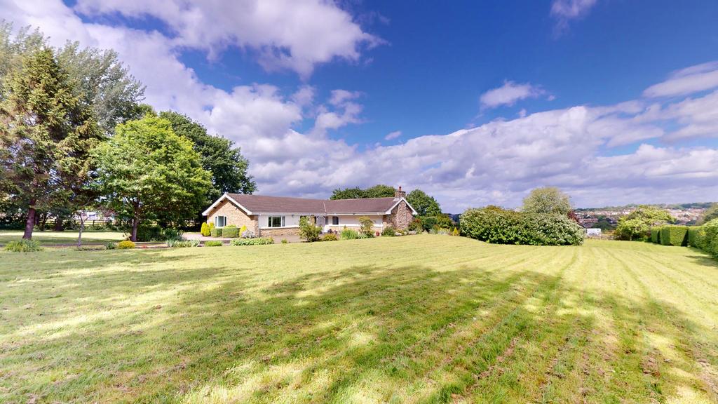 Scotland Lane, Horsforth, Leeds, West... 4 bed detached bungalow - £ ...