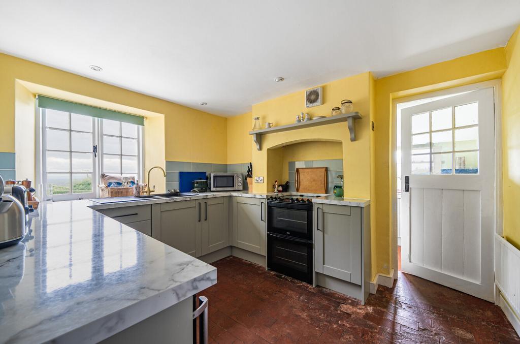 Friarn, Over Stowey, Bridgwater, TA5 3 bed detached house - £730,000