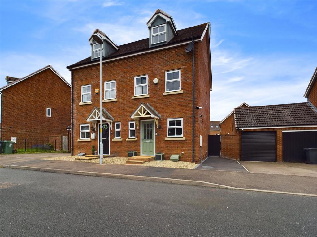 Amport Lane Kingsway Quedgeley 3 Bed Semi Detached House For Sale