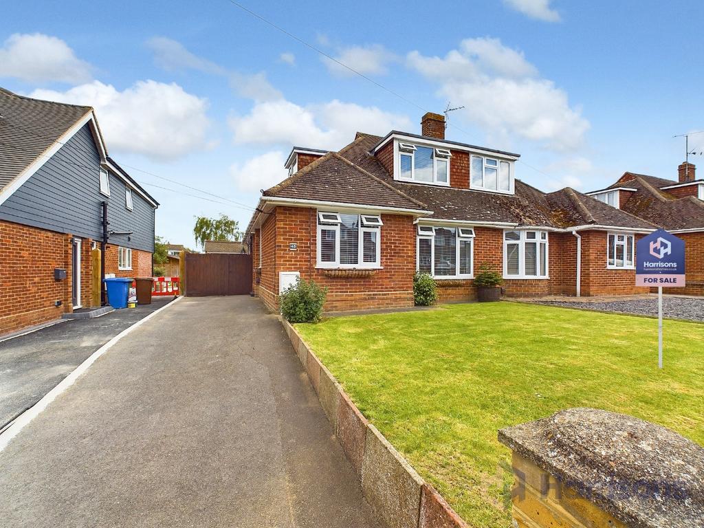 Sterling Road Sittingbourne Kent 2 Bed Semi Detached House For
