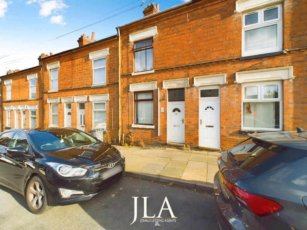 Leicester LE3 3 bed terraced house - £1,095 pcm (£253 pw)