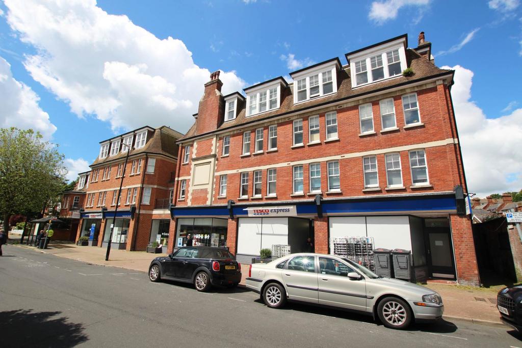 Meads Street, Eastbourne, BN20 7FD 2 bed flat for sale - £270,000