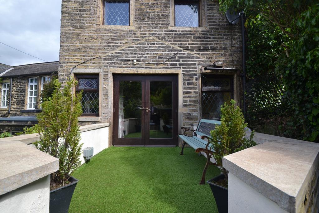Thackley, Thackley BD10 2 bed cottage for sale - £125,000