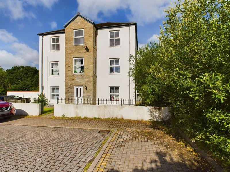 Goodern Drive, Truro - Second Floor... 2 bed apartment for sale - £175,000