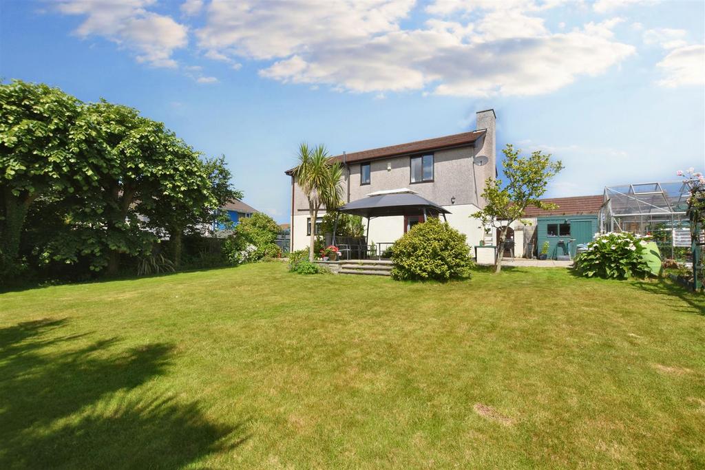 Trevince Parc, Carharrack, Redruth 4 bed detached house for sale - £525,000