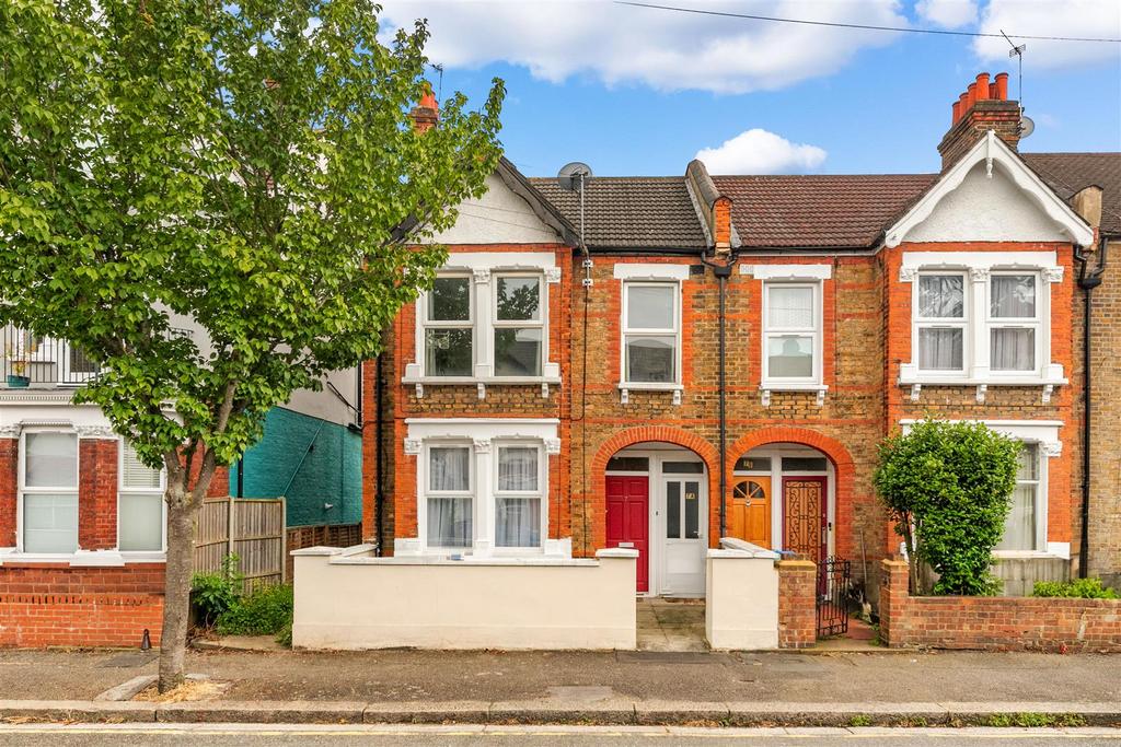Balfour Road, London 2 bed maisonette - £325,000