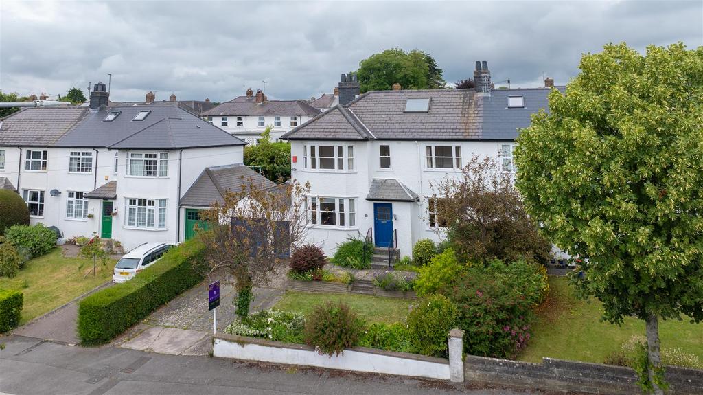 Porth Y Castell, Barry 4 bed semi-detached house - £465,000